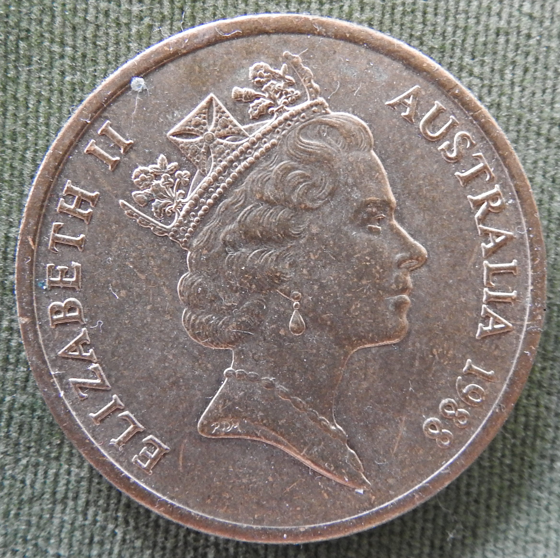 Australian 1988 5 Dollar Opening Of Parliament House QEII Coin – Gumnut ...