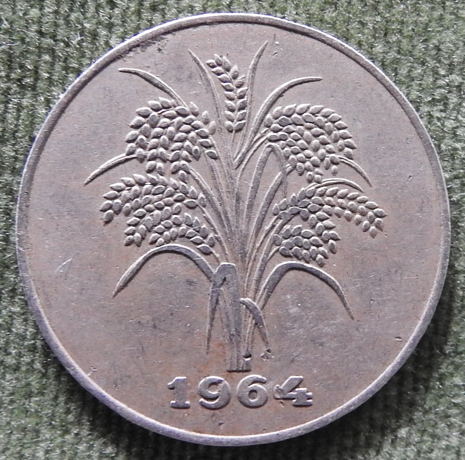 Vietnam South 1964 10 Dong Coin Rice stalks – Gumnut Antiques