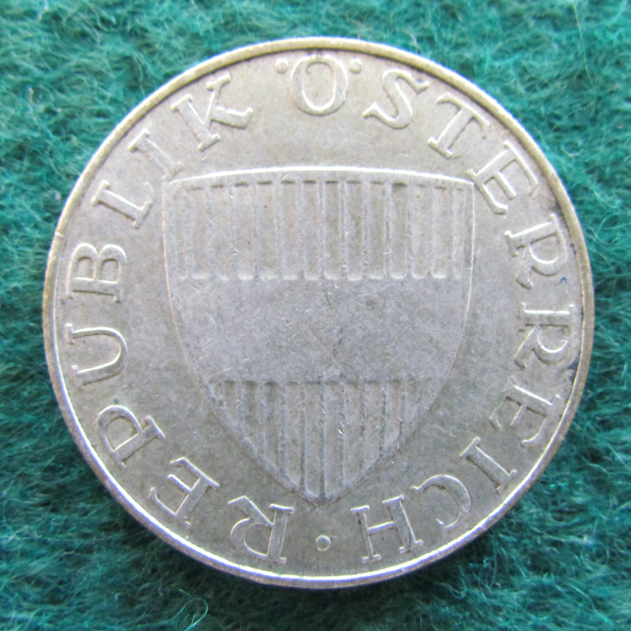 Austria 1958 10 Schilling Coin – Gumnut Antiques